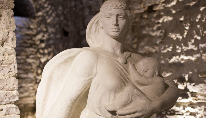 Cliff of princess Argjiro - Bukowski Tours Gjirokaster