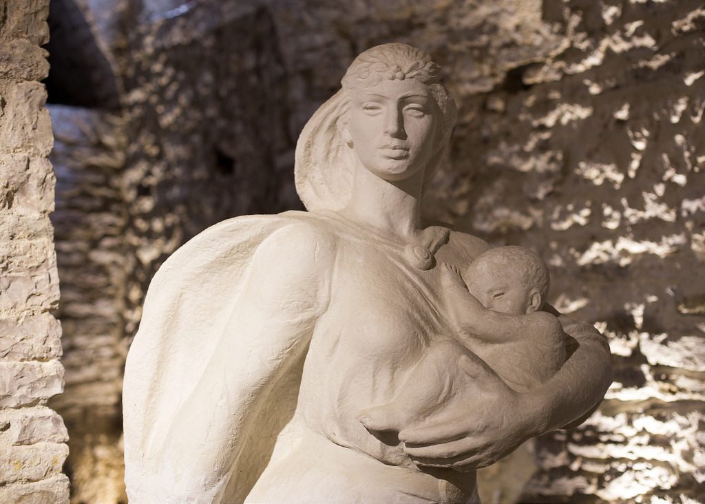 Cliff of princess Argjiro - Bukowski Tours Gjirokaster